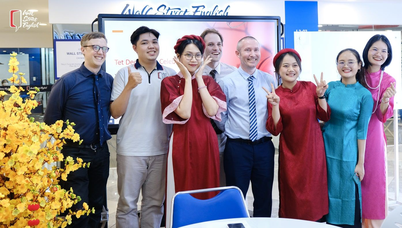 Từ Vựng Tiếng Anh Về Tết, Các Bộ Phim, Bài Hát Về Năm Mới